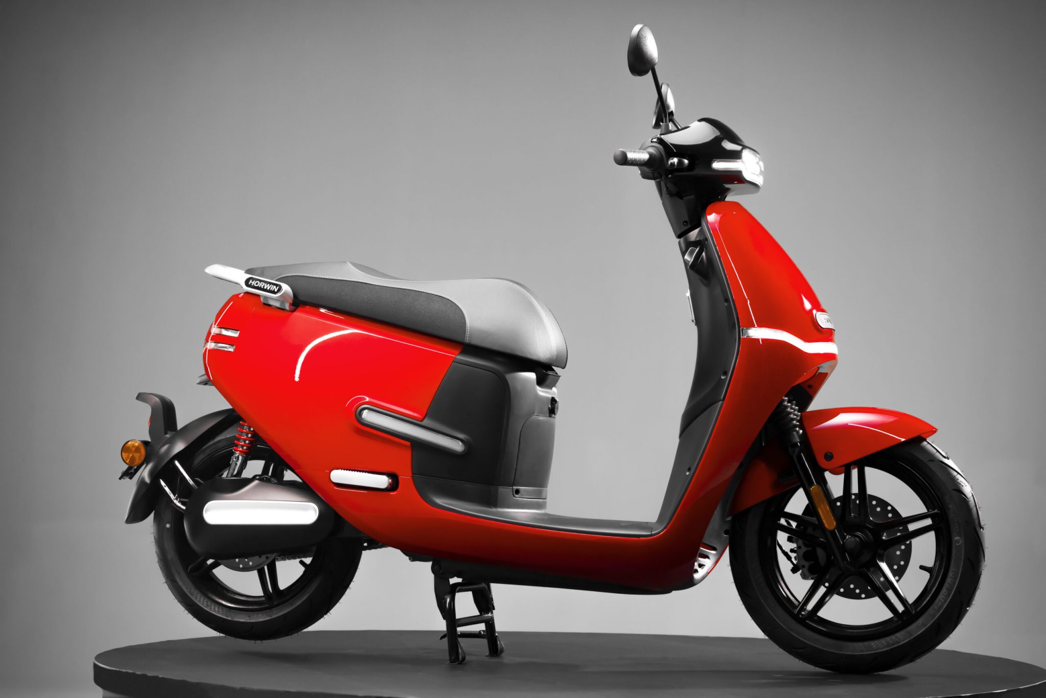 Horwin EK3, Motor Listrik Yang Wajib Dilirik - Gaspol