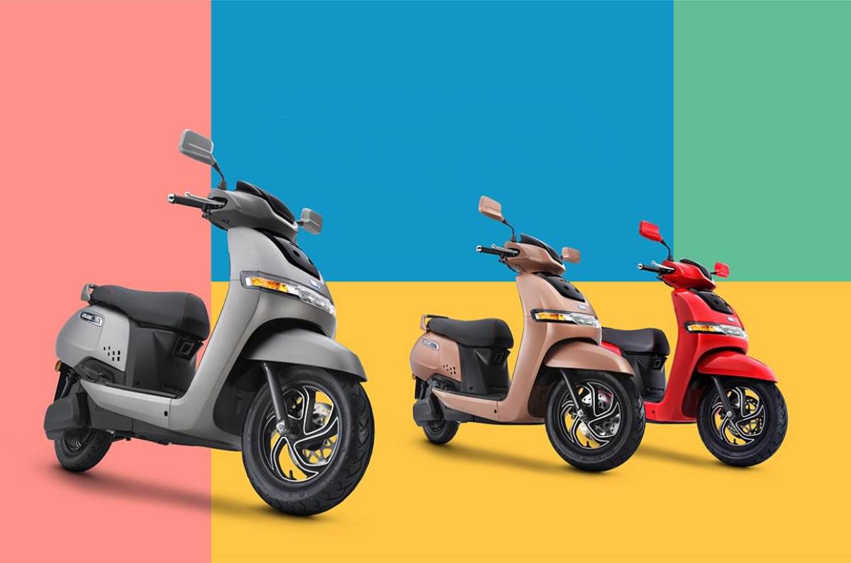 Apa Yyang Menarik Dari Motor Listrik TVS iQube? - Gaspol